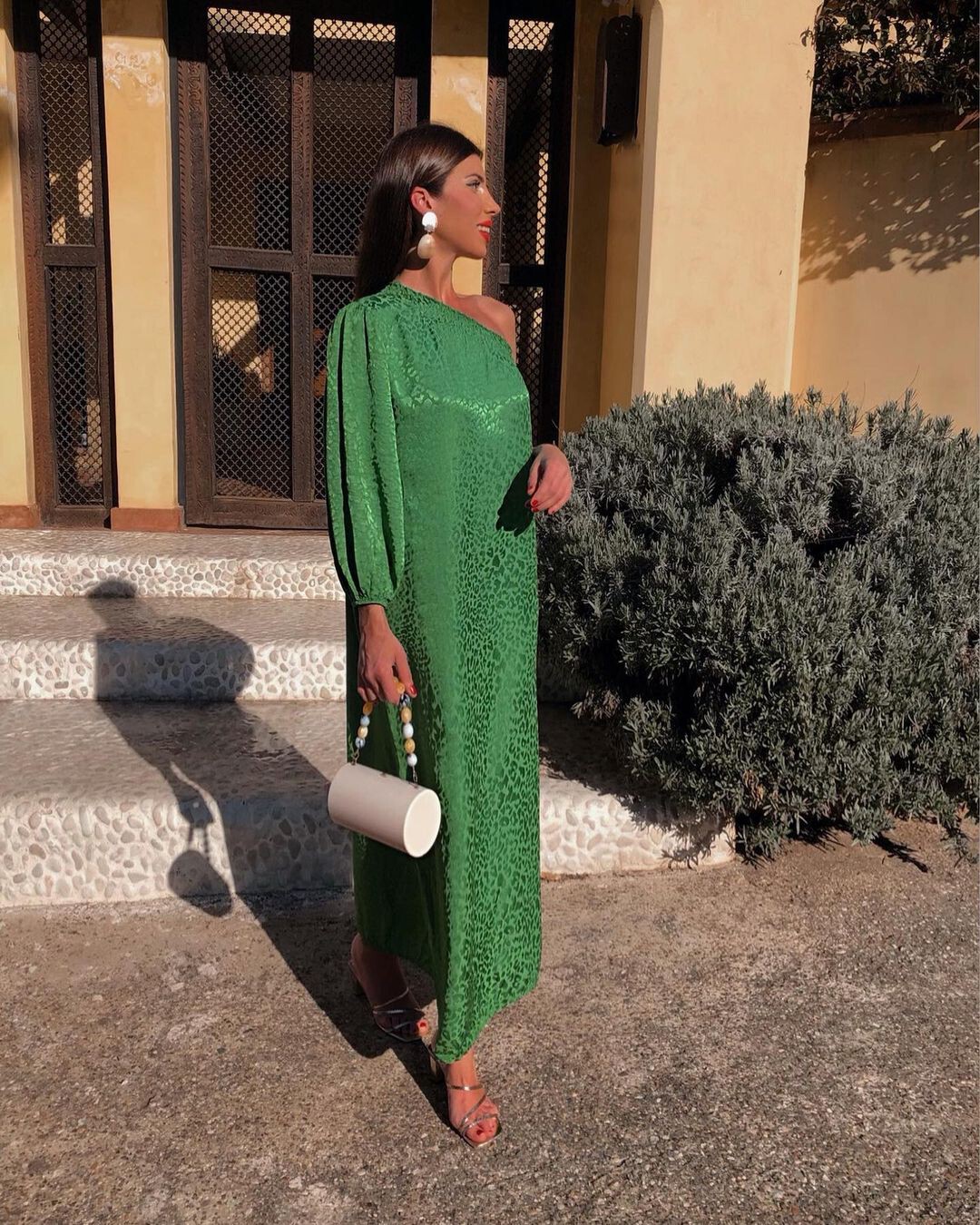 Vestidos de invitada de Buganco: diseños sofisticados y de tendencia ...