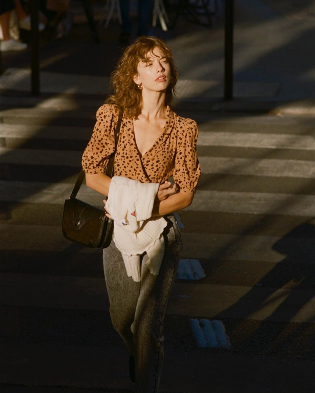 Las parisinas que mejor visten compran su ropa en estas 9 marcas francesas