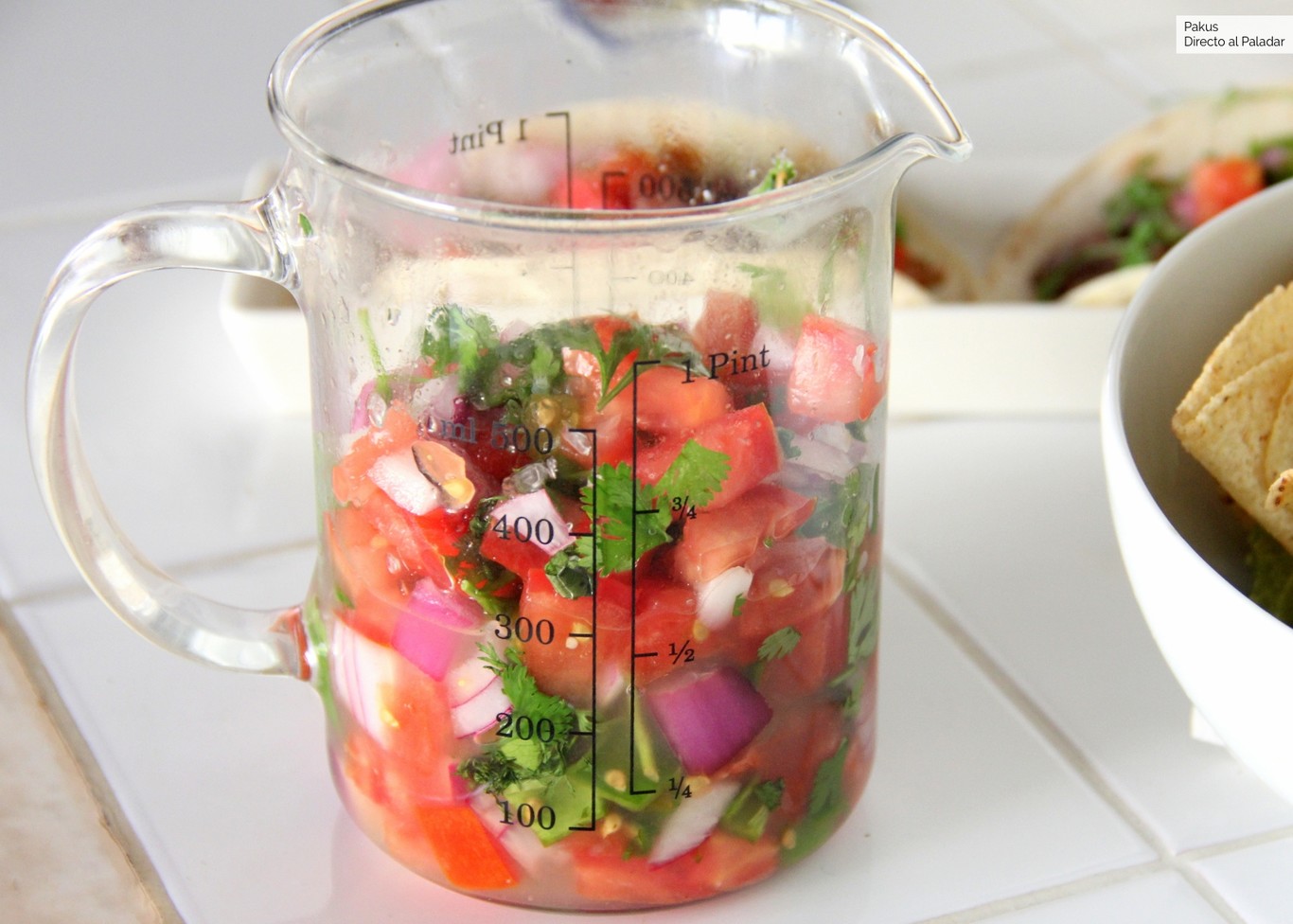 Cómo hacer pico de gallo: la receta más fácil de la salsa mexicana ...