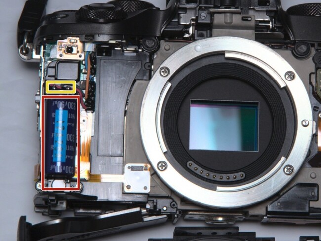 Así es una cámara DSLR por dentro: obturador, pentaprisma de espejos y ...