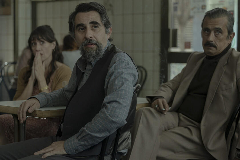 'El otro lado' (2023), crítica: Es la reinvención definitiva de Berto ...