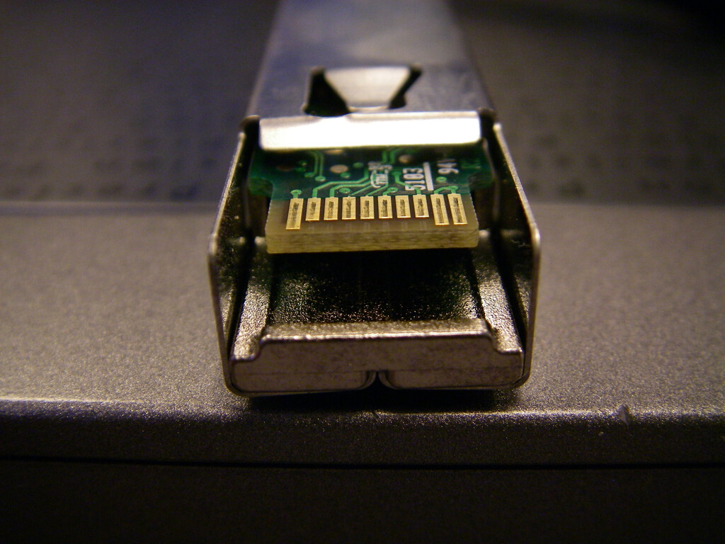 Qué es el puerto SFP+ de un router: la conexión profesional de 10 Gbps ...