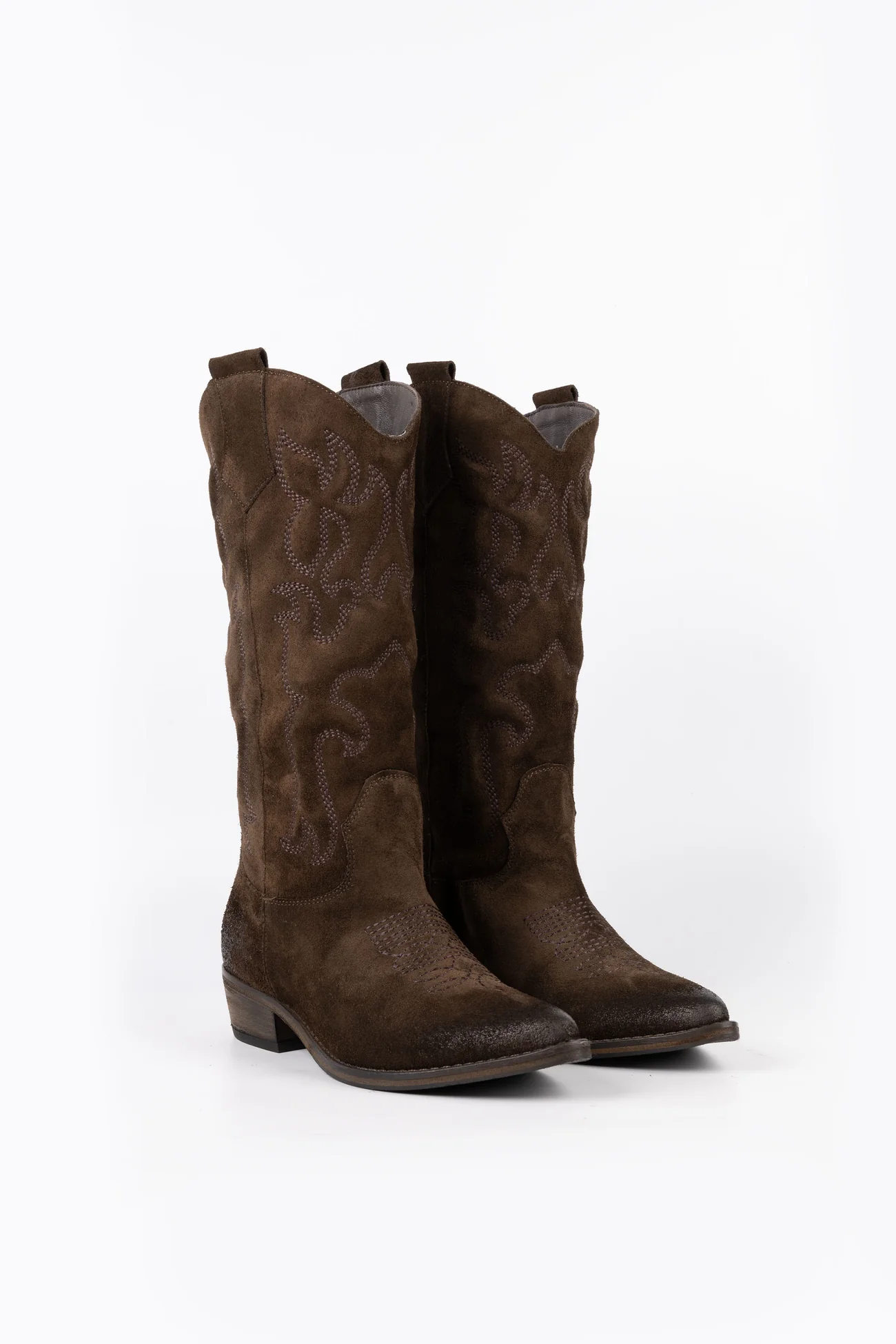 Las botas color café que van a arrasar este otoño 2025: estas son ...