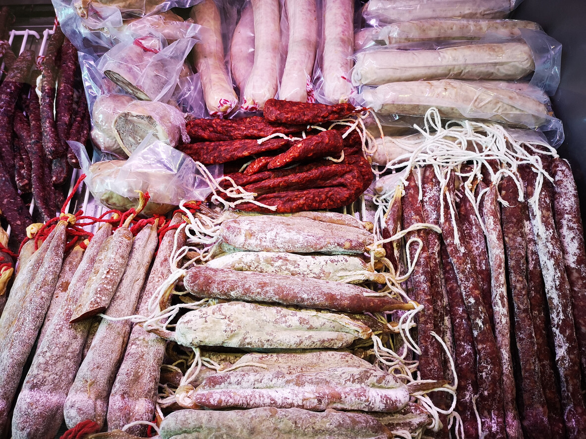 Más allá del fuet y la butifarra: una guía por el sabroso mundo de los ...