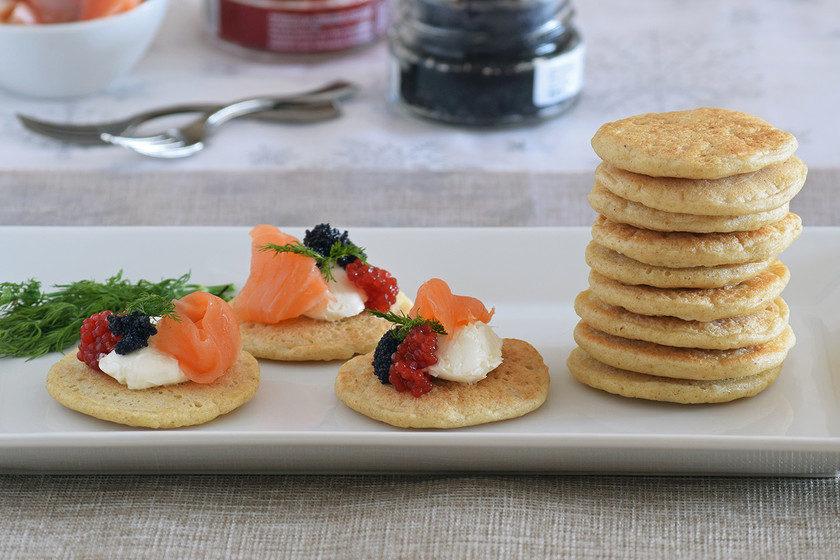 Aperitivo de Navidad y brunch de Año Nuevo: cómo hacer blinis caseros