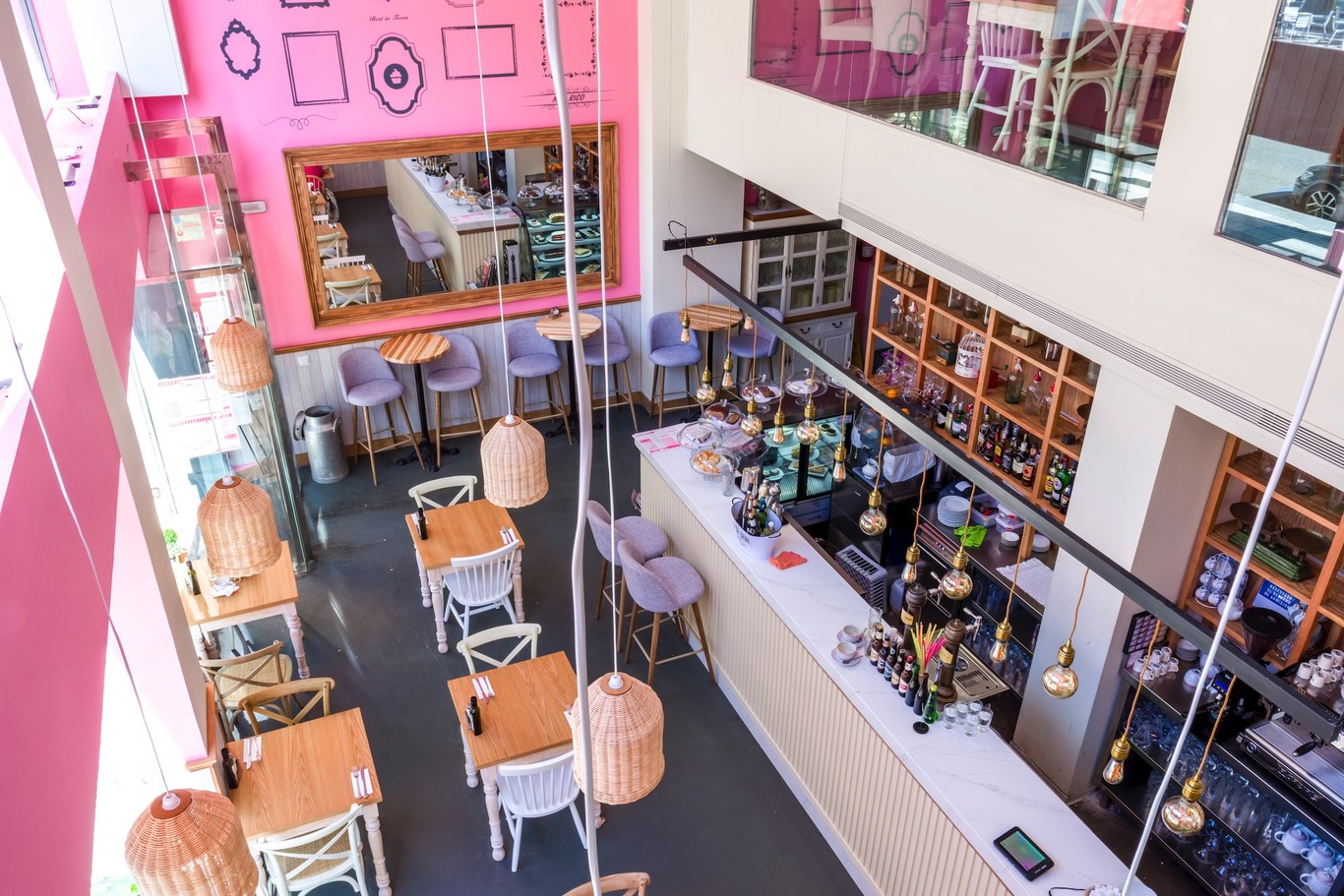 La Panera Rosa, un café bistró de aire porteño que fusiona culturas ...