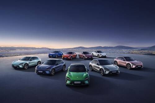 Xiaomi YU7: el primer SUV premium de la compañía china tiene 690 HP, batería a prueba de balas y ...