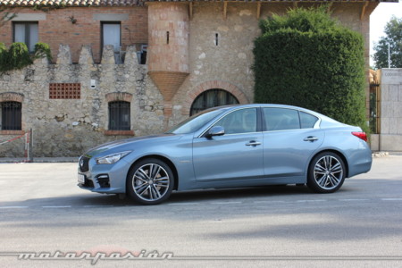 Infiniti Q50, presentación y prueba (parte 2). Prueba dinámica