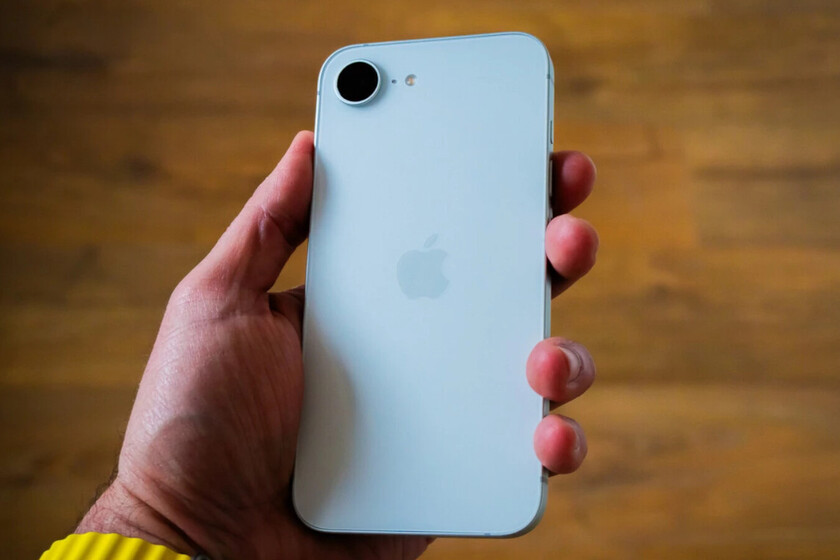 El nuevo chollo del outlet de MediaMarkt es un iPhone totalmente nuevo ...