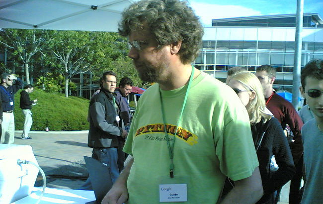 El creador de Python, Guido Van Rossum, deja Google y ficha por Dropbox