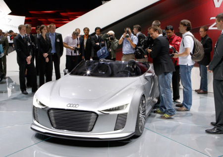 Audi e-tron spyder