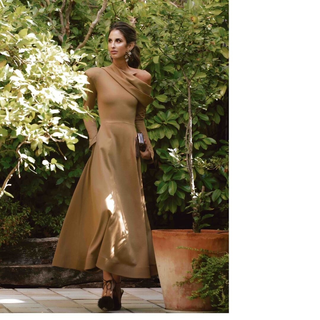 Inés Domecq nos vuelve a sorprender con un lookazo de invitada ideal