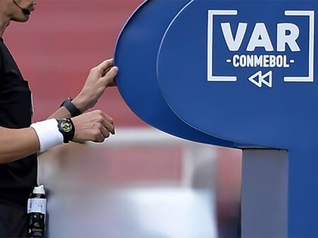 Cuando la tecnología falla: las veces en las que el VAR le jugó en ...