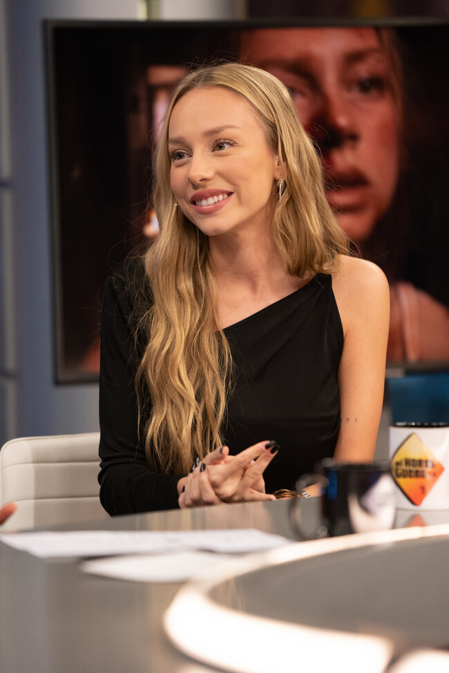 Ester Expósito se marca un Bad Gyal con su look en 'El Hormiguero'