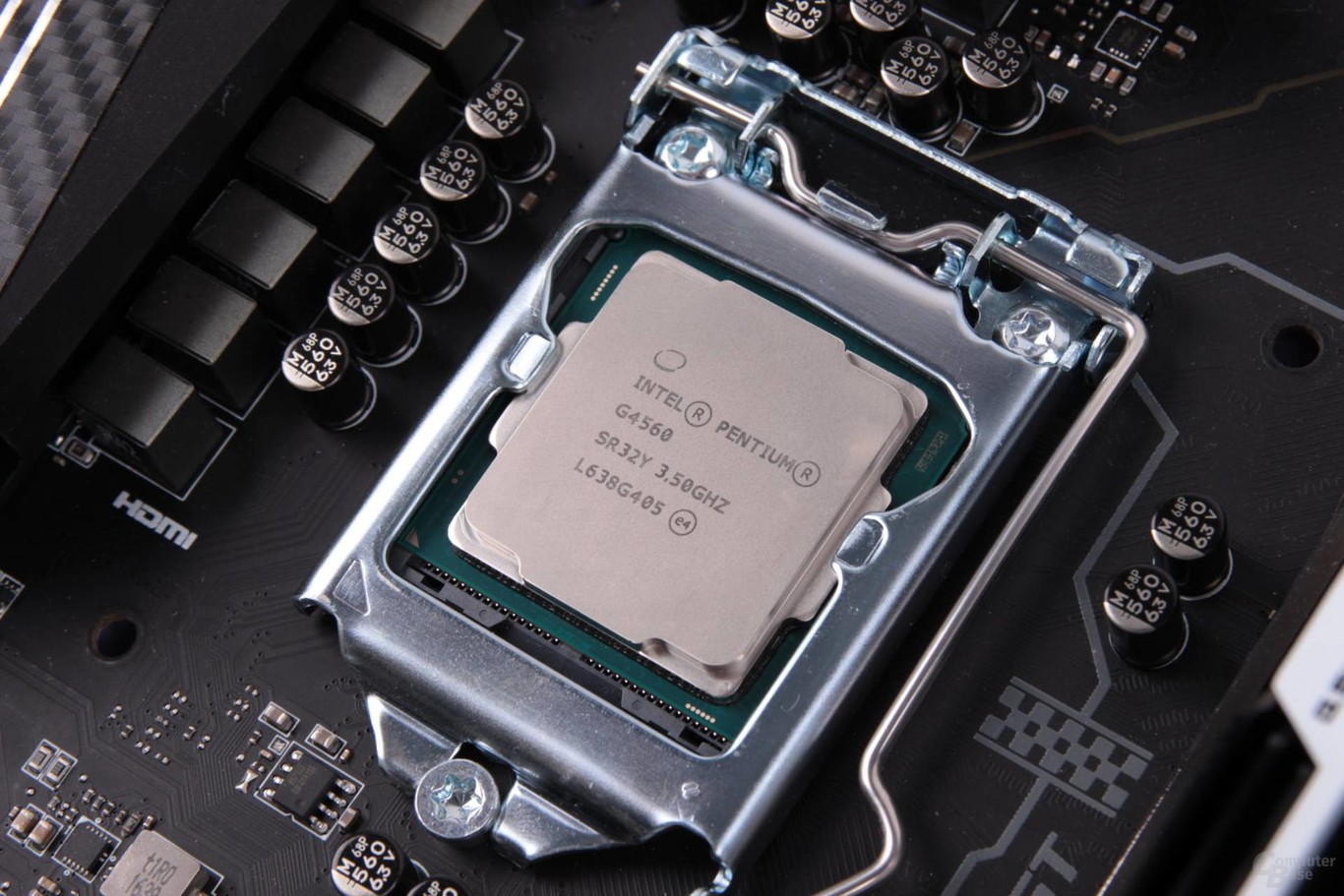 Xbox One X: ¿se puede construir un PC equivalente por 499 euros?