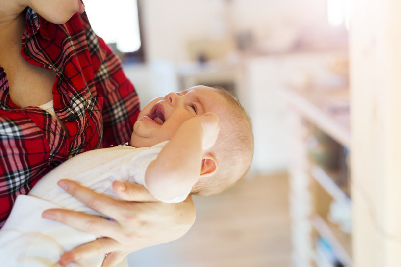 ¿Tu bebé está irritable e inapetente? La culpa es del calor y así ...