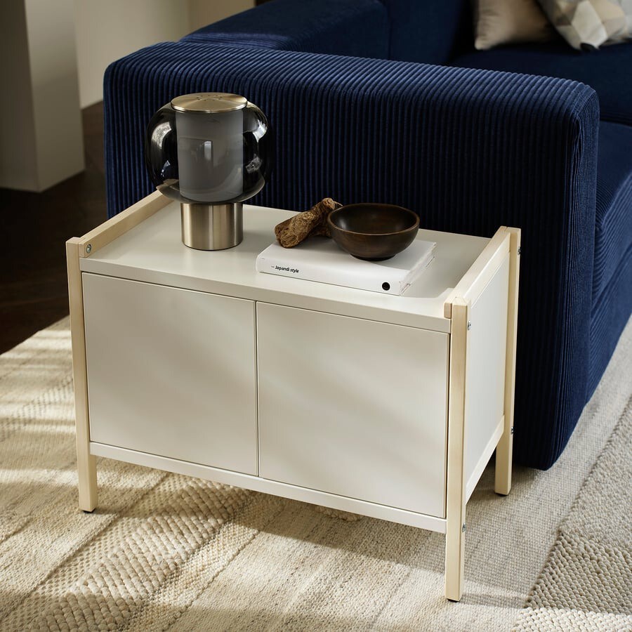 We expand the storage space in tiny living rooms with this new ...