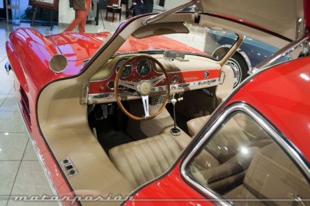 Mercedes-Benz Classic Center en Irvine, California