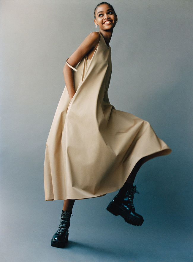 La nueva colección de Zara TRF se presenta con un toque extra de volumen (y outfits perfectos ...