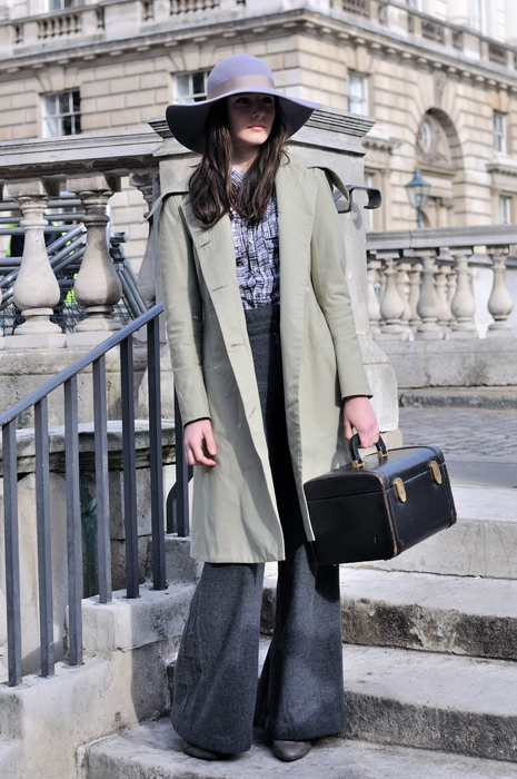 El street style moderno de la Semana de la Moda de Londres por Alberto ...