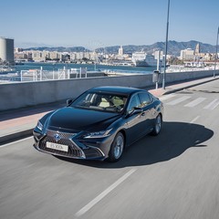 Lexus ES 300h y RC 300h 2019, prueba contacto: híbridos de lujo con ...