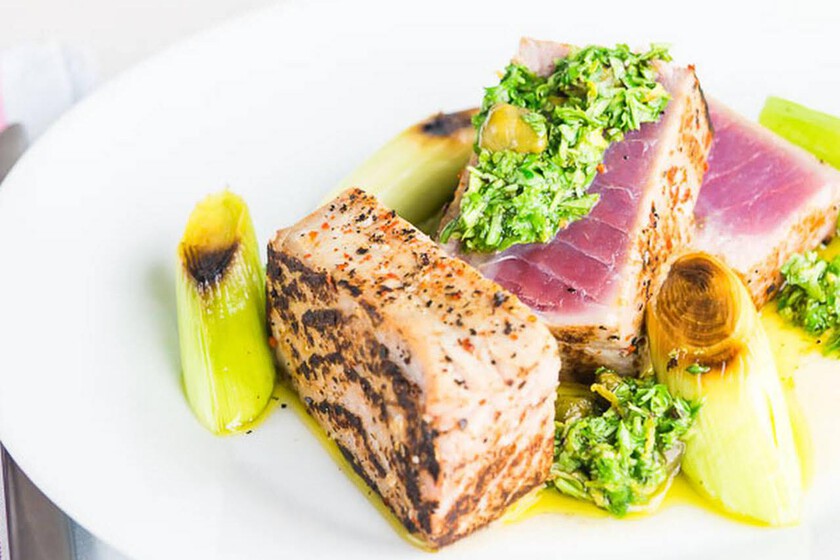 Cómo preparar medallones de atún a la plancha para una comida deliciosa ...