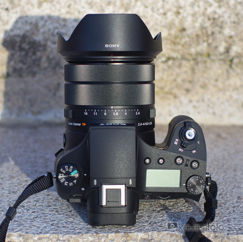 Sony RX10 IV, análisis (review): Una bridge poderosa pero que pide cambios