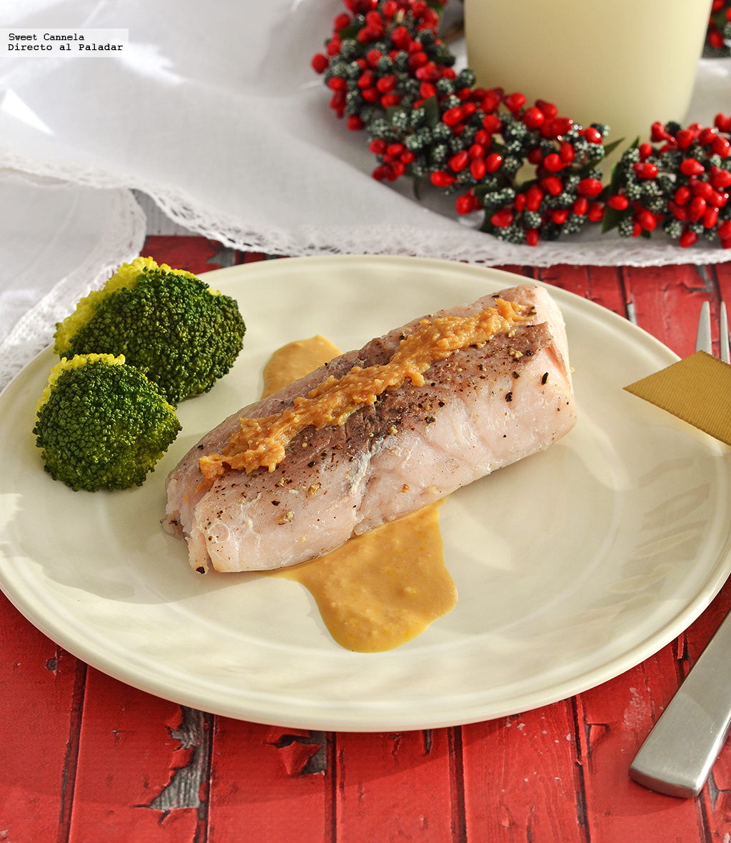 Róbalo con salsa de azafrán y turrón