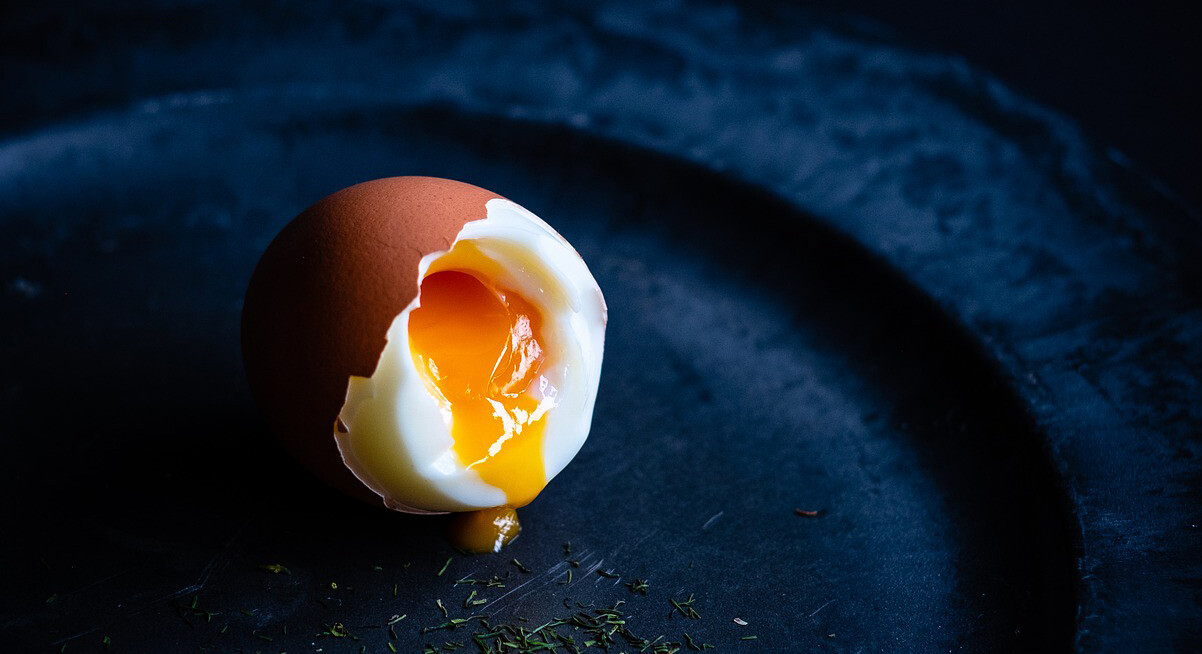 Cómo cocer huevo duro, mollet o pasado por agua: receta de huevos ...