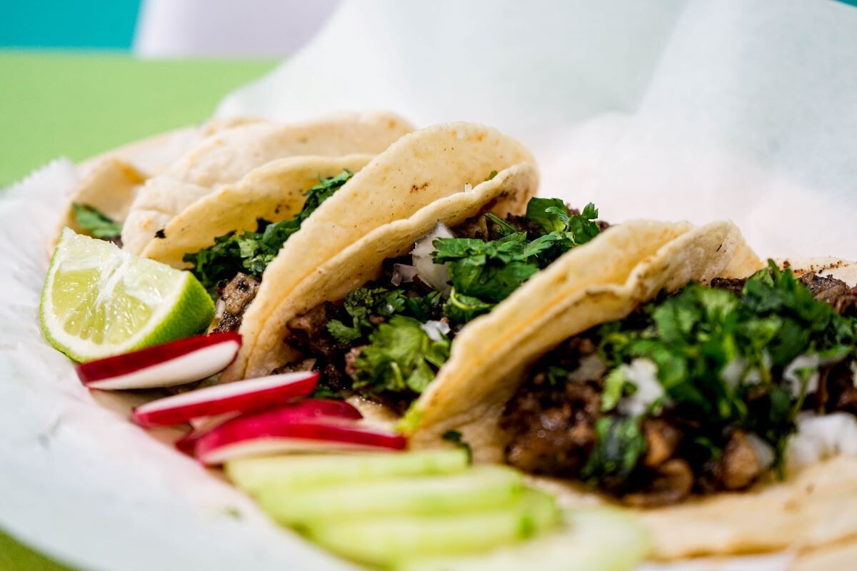 Cómo preparar unos ricos 'Tacos de suadero' con la receta de Doña ...