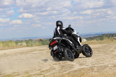 Quadro4, así es la curiosa experiencia de conducir el único scooter de ...