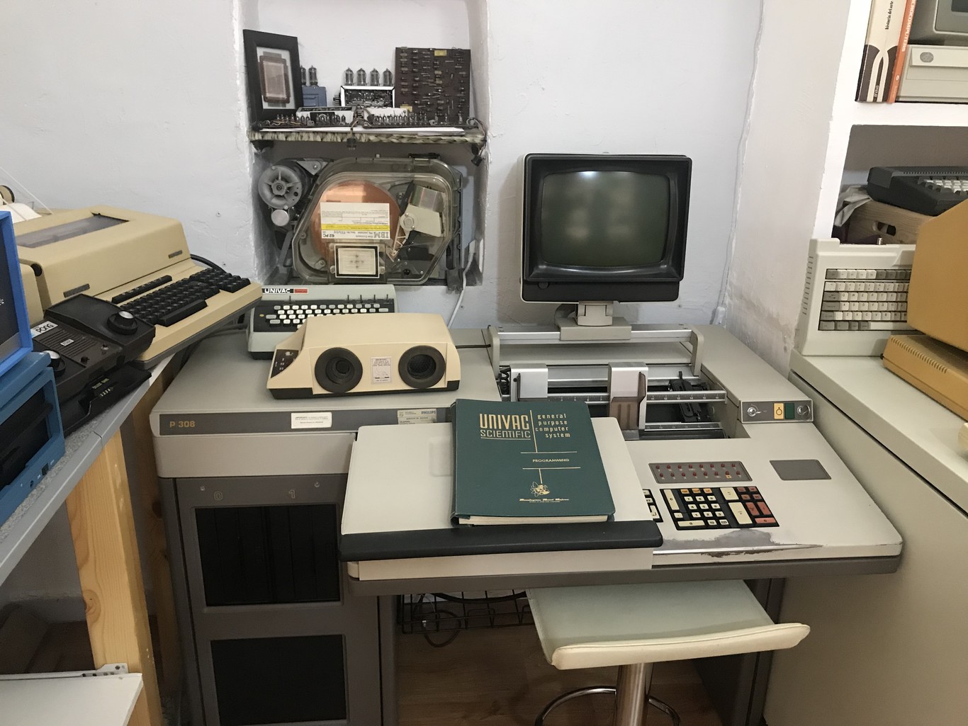 Así es el Museo de Apple en Cáceres: una visita imprescindible para los ...