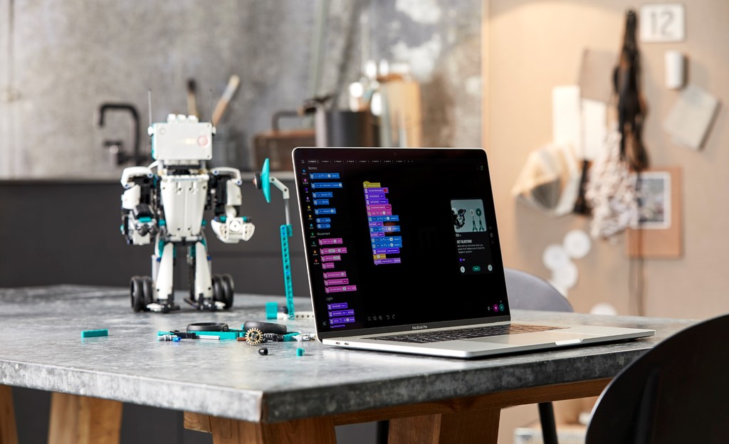 Los robots programables de Lego Mindstorms vuelven con fuerza: bípedos ...