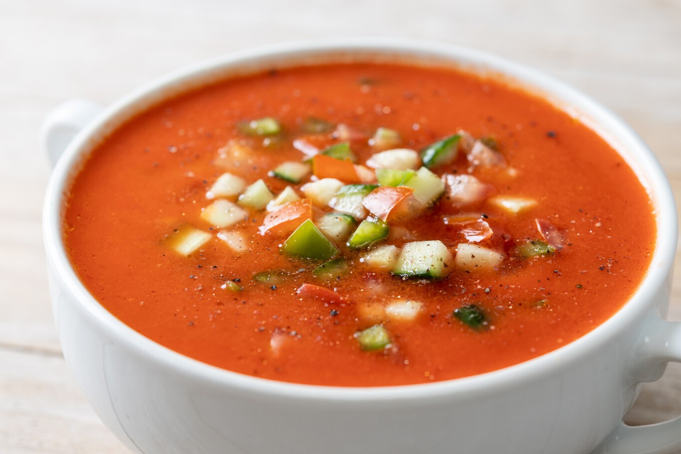 Cómo hacer Gazpacho tradicional: la receta de sopa fría que te ...