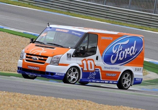 Ford Transit Trophy. El sueño de la Furgoneta Blanca™