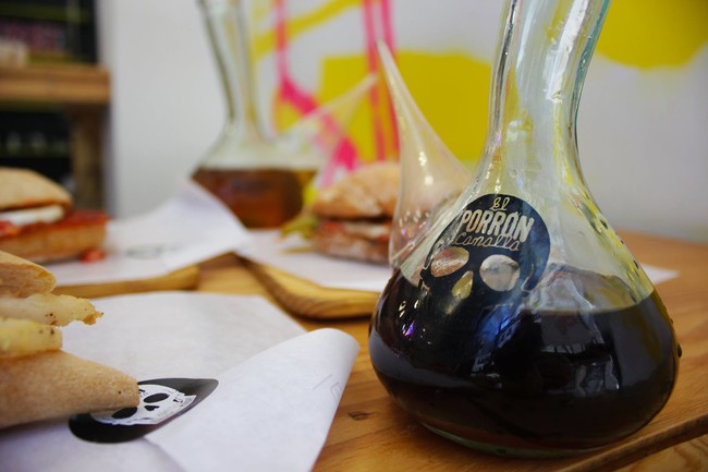 Nueva York descubre el uso del porrón de toda la vida y lo convierte en ...