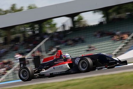 Roberto Merhi comienza con buen pie en la F3 Euroseries