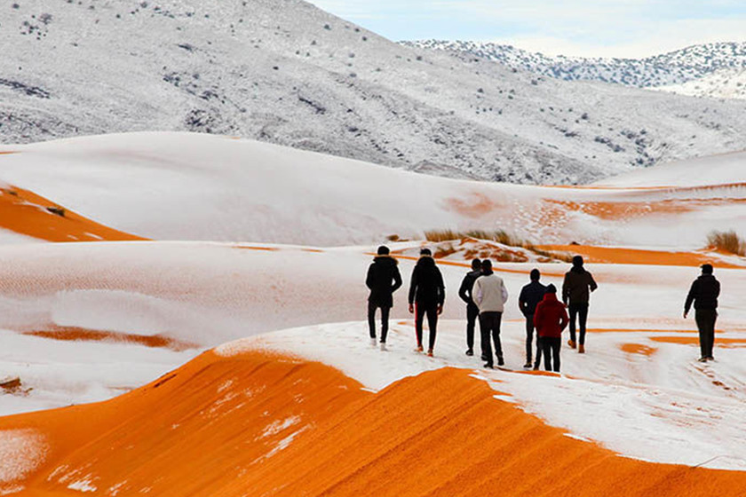 Las Dunas Del Sáhara Se Han Cubierto De Nieve Este Fin De Semana Y El