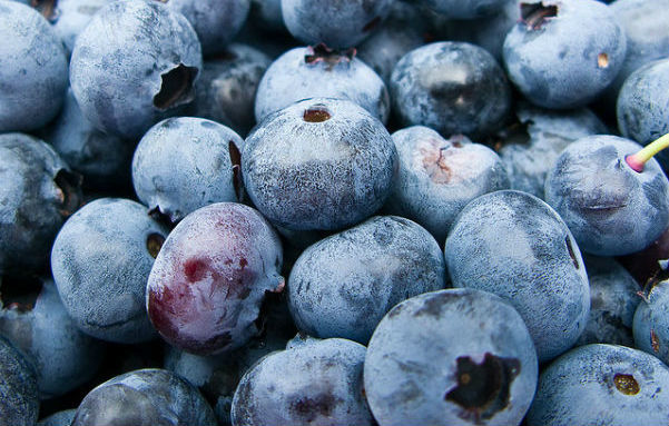 El azul en la comida es el color que menos nos atrae