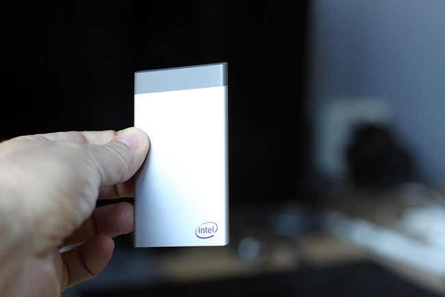 Intel Compute Card, análisis. Review con características, precio y ...