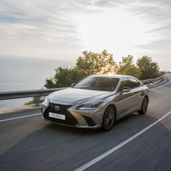 Lexus ES 300h y RC 300h 2019, prueba contacto: híbridos de lujo con ...