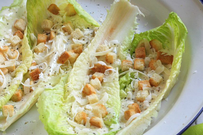 Ensalada César, la receta auténtica de la ensalada más famosa del mundo