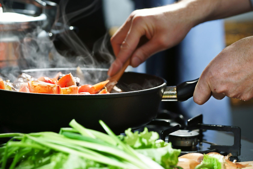 Batch cooking: los beneficios de cocinar un día para tener platos ...