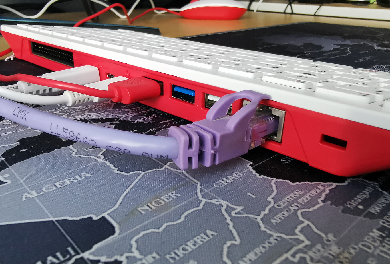 Raspberry Pi 400, análisis. Review con características, precio y ...