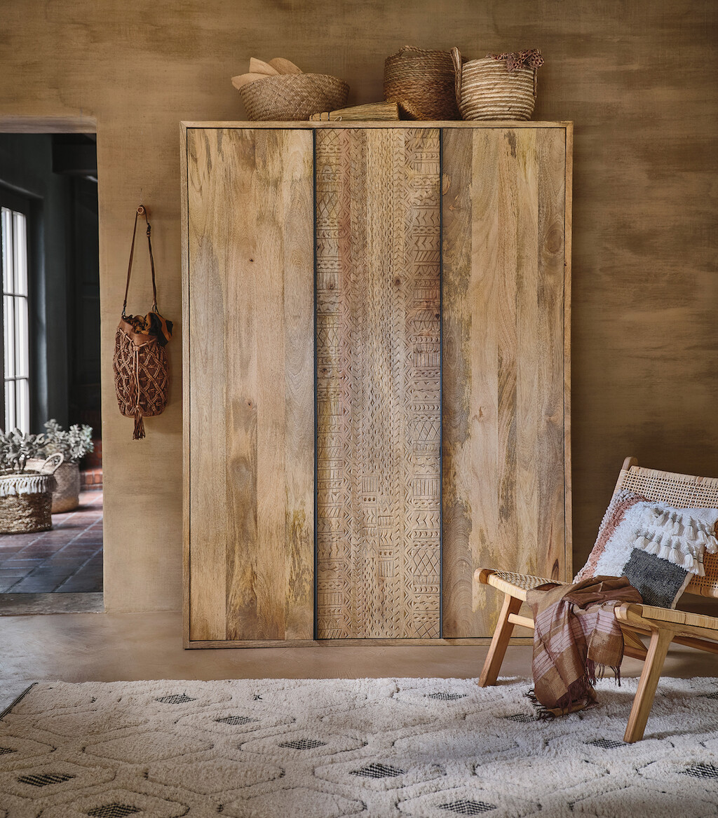 La ropa siempre bien organizada (y con estilo) con estos armarios y vestidores de Maisons du Monde