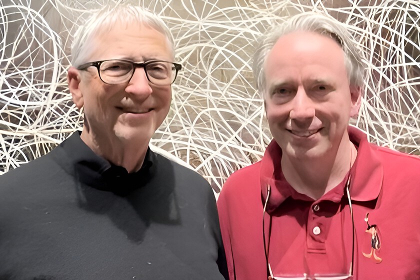 Los creadores de Windows y Linux se han conocido por fin: Bill Gates y ...