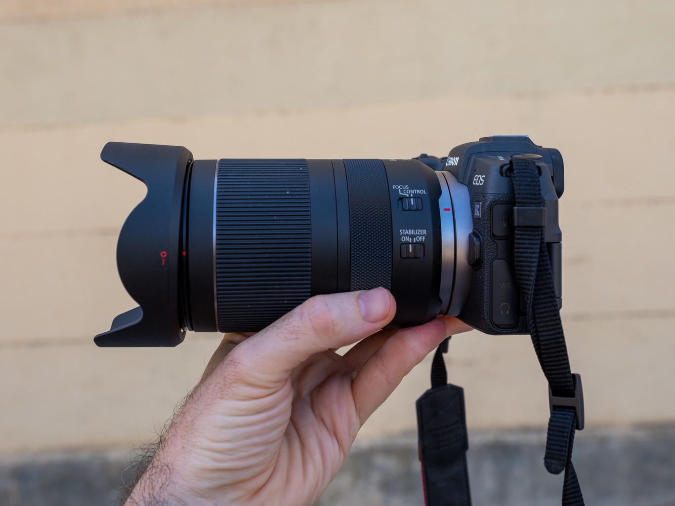 Canon RF 24-240 mm f/4-6,3 IS USM, análisis: review con características ...