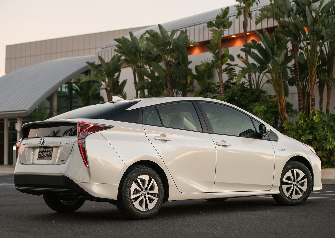 Toyota Prius llamado a revisión en México