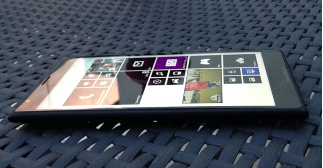 Nokia Lumia 1520, se filtran nuevas fotografías del phablet con Windows Phone 8