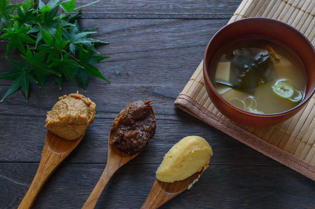 Miso, el condimento japonés que querrás añadir a todo: ¿qué es y cómo ...